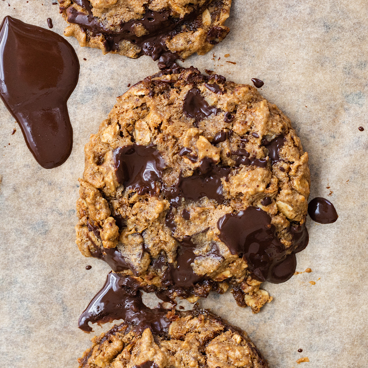 Cookies cu ciocolată și vișine - DelicioUS România