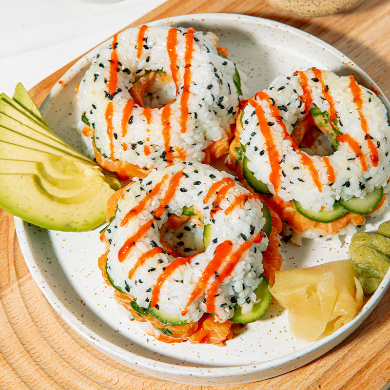 Mini torturi Bundt cu sushi - DelicioUS România